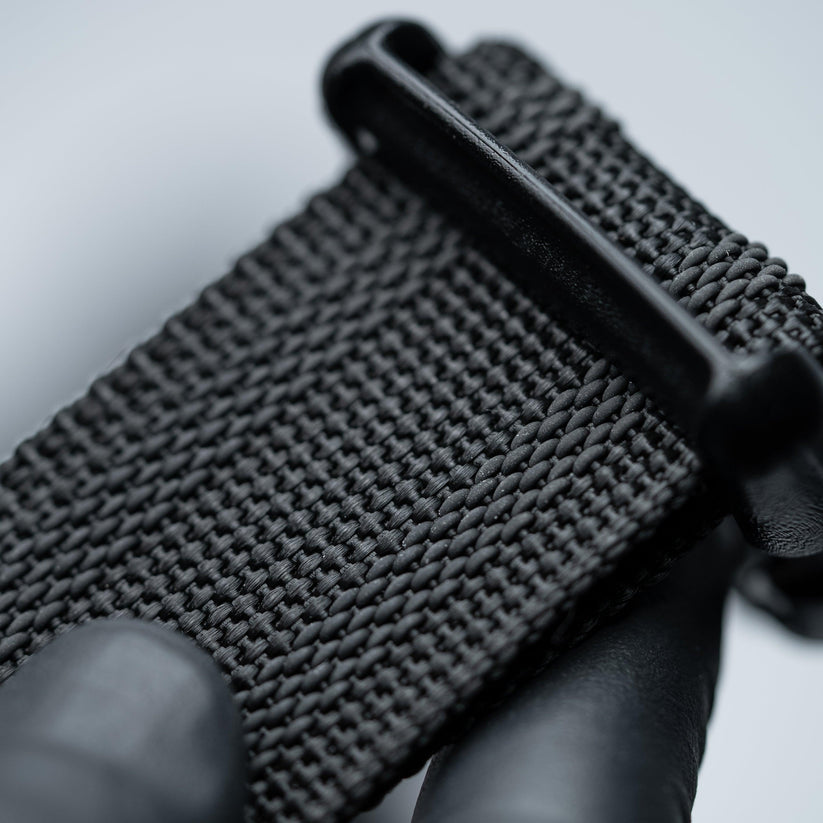 Comfortable S&W Shield Chest Holster – Cloak Outdoor Carry