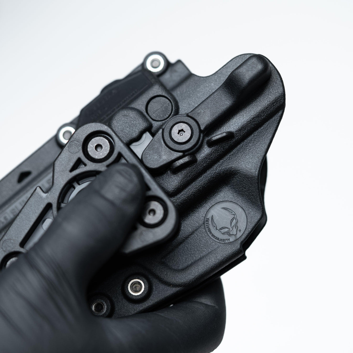 Rapid Force Level II Duty Holster for Sig Sauer - No Light – Alien Gear ...