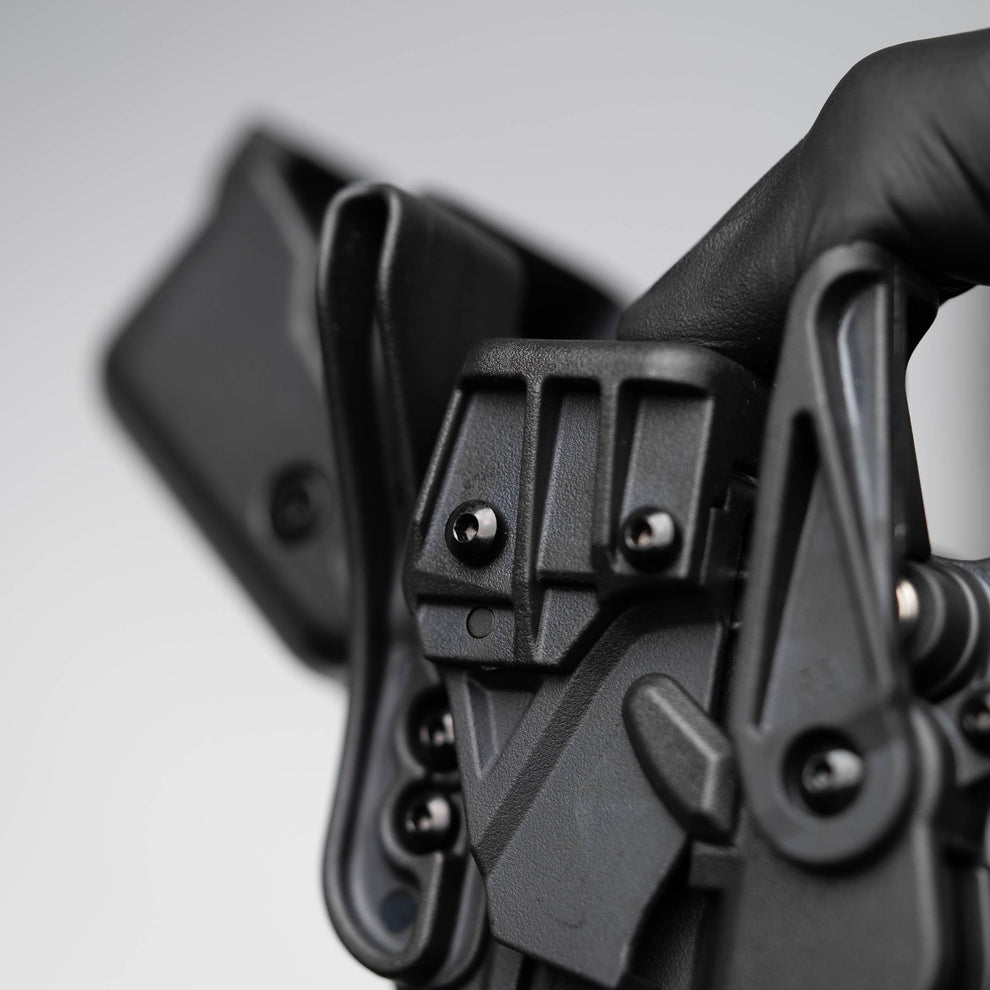 S&W Guns RAPID FORCE® Level III Duty Holsters with Light